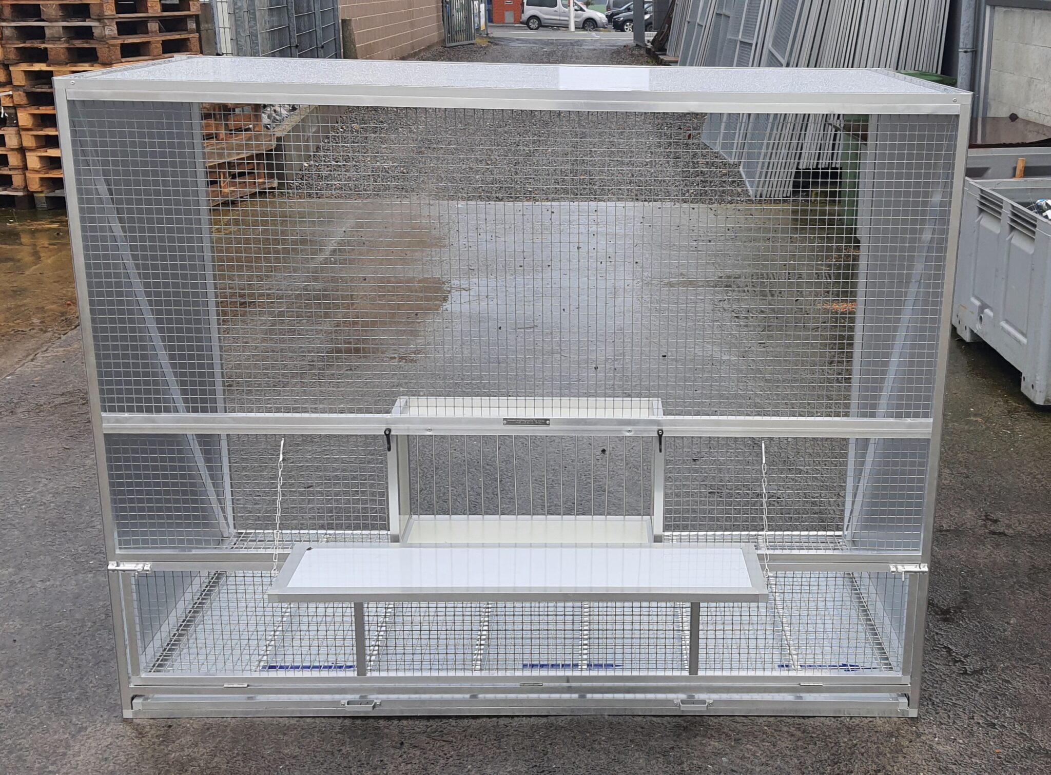 Volières et cages d’élevage en aluminium | Psittacofolie